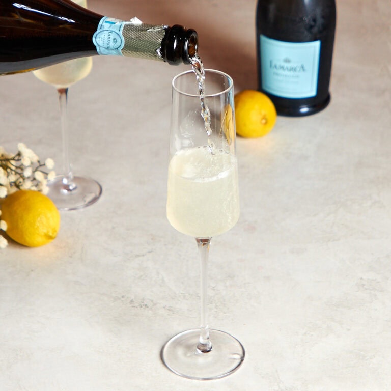Classic French 75 Cocktail | Casual Epicure